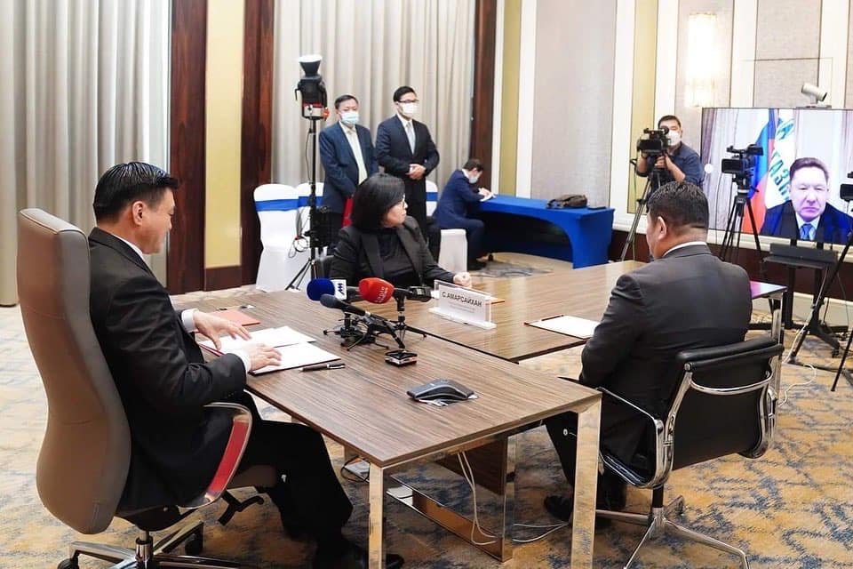 Байгалийн хийн хоолойн төслийн ТЭЗҮ д талууд гарын үсэг зурлаа